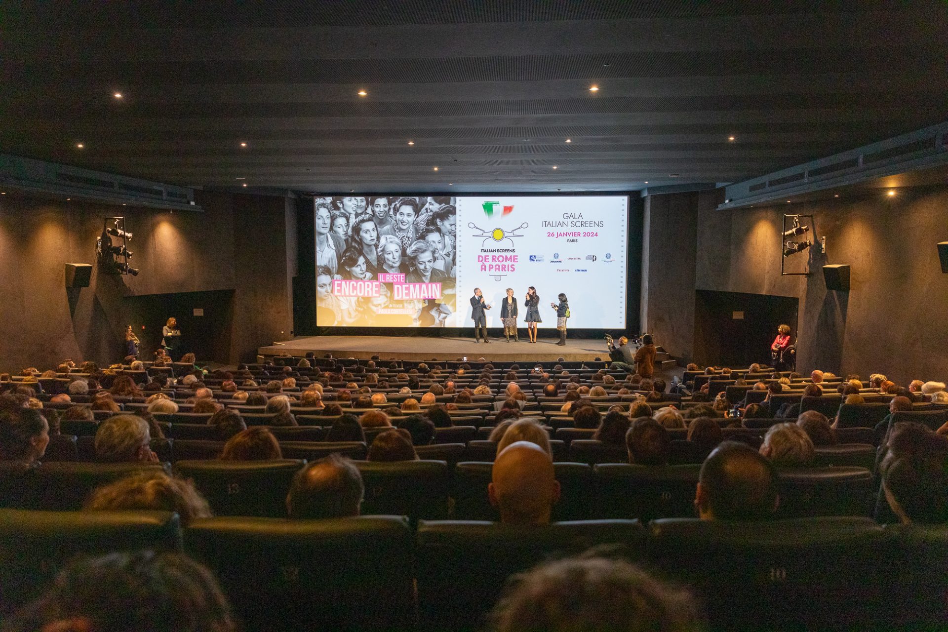 DE ROME À PARIS - Italian Pavilion